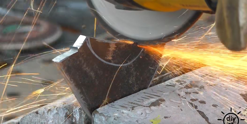 How to Build a 3-in-1 Multi-Tool for Your Fabrication Shop